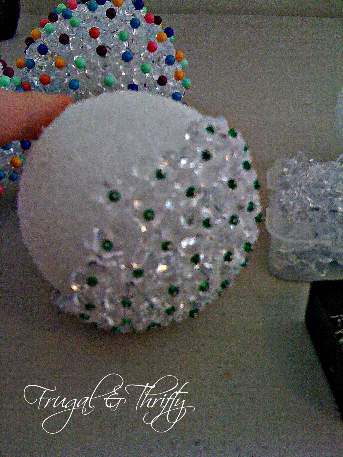 Frugal Thrifty Do It Yourself Christmas Ball Ornaments frugal-thrifty-do-it-yourself-christmas-ball-ornaments
