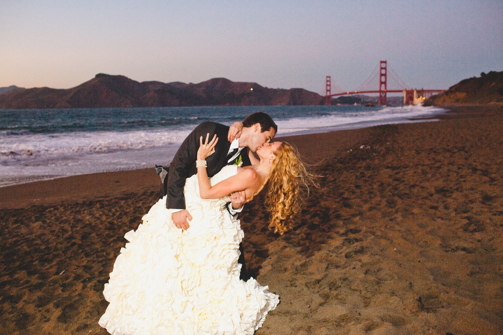 Erin Coleman: Sunday Rose Wedding Dress Replica - Real Bride Megan! Erin Coleman: Sunday Rose Wedding Dress Replica - Real Bride Megan!