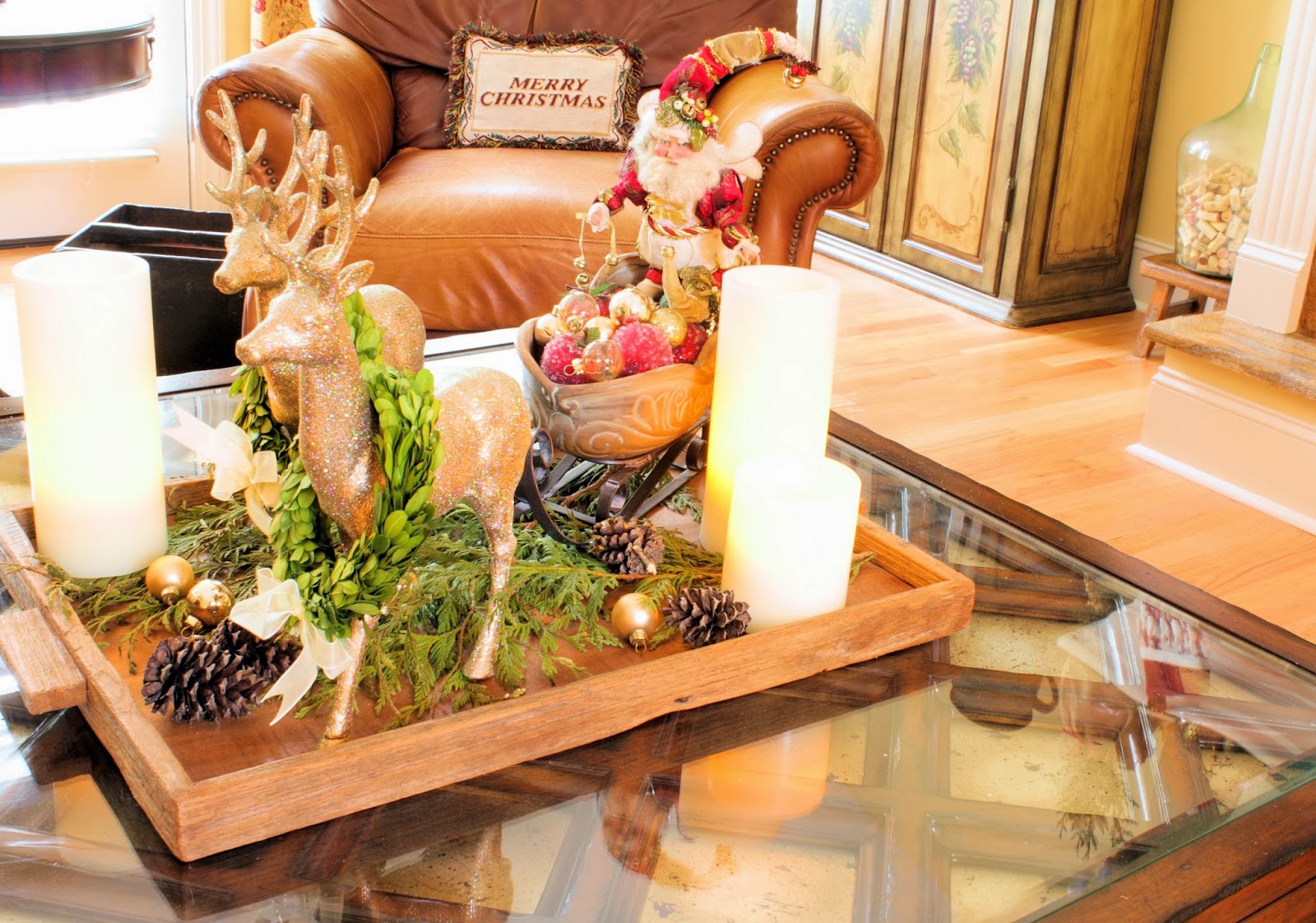 The Comforts Of Home A Little Christmas On The Coffee Table the-comforts-of-home-a-little-christmas-on-the-coffee-table