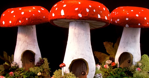 Pixie Hill: Toadstool Cottages