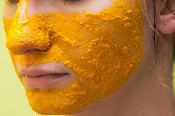 Masker Wajah: Cara Membuat Masker Kunyit Masker Wajah: Cara Membuat Masker Kunyit
