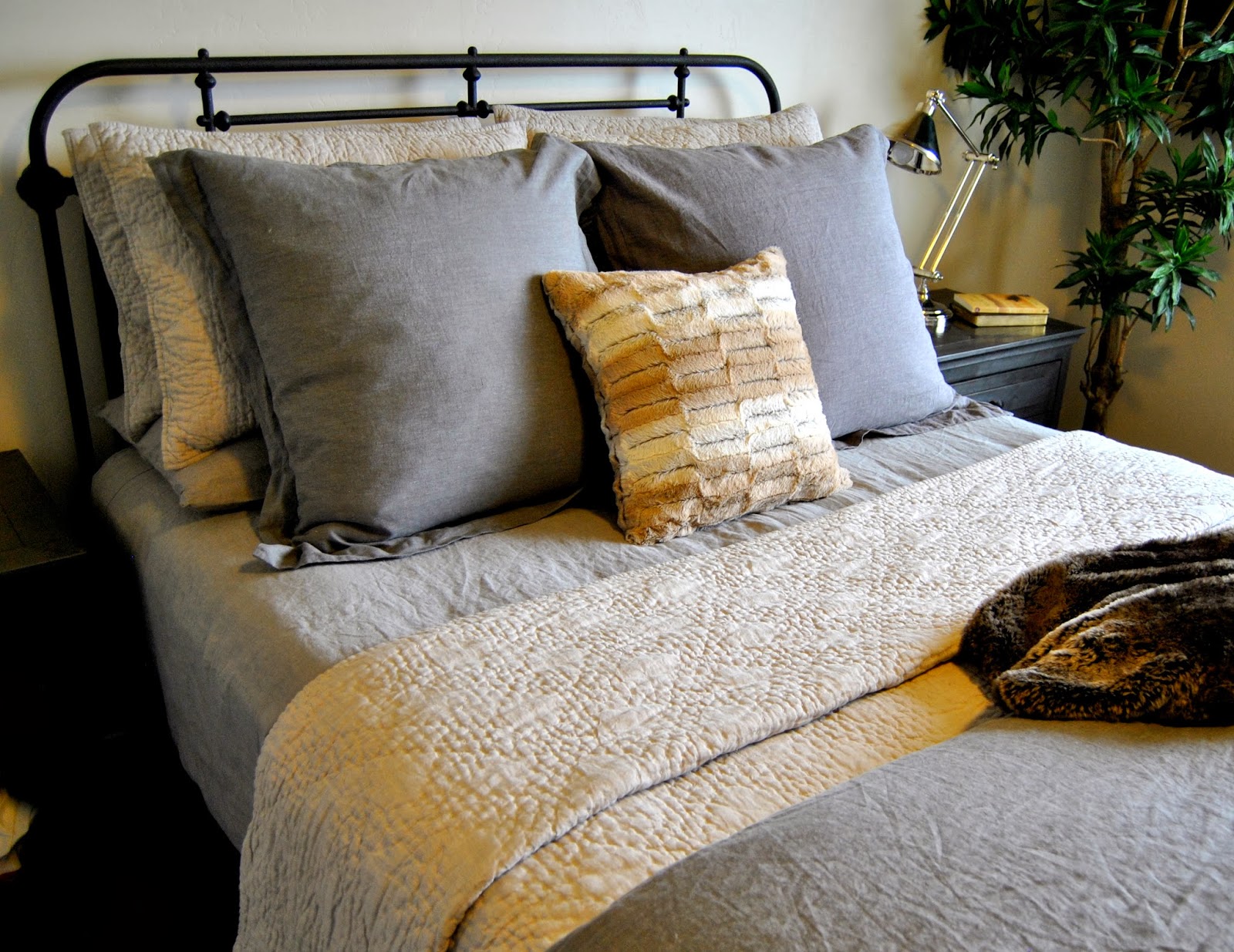 Studio 7 Interior Design: Client Reveal: Master Bedroom Studio 7 Interior Design: Client Reveal: Master Bedroom