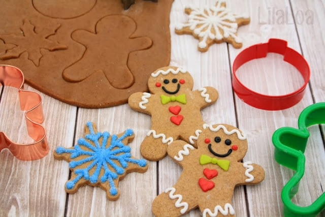 NO CHILL Gingerbread Roll Out Cookies LilaLoa NO CHILL Gingerbread no-chill-gingerbread-roll-out-cookies-lilaloa-no-chill-gingerbread