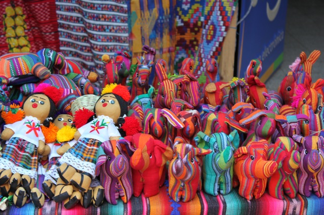LoLovie: Crafts of Guatemala