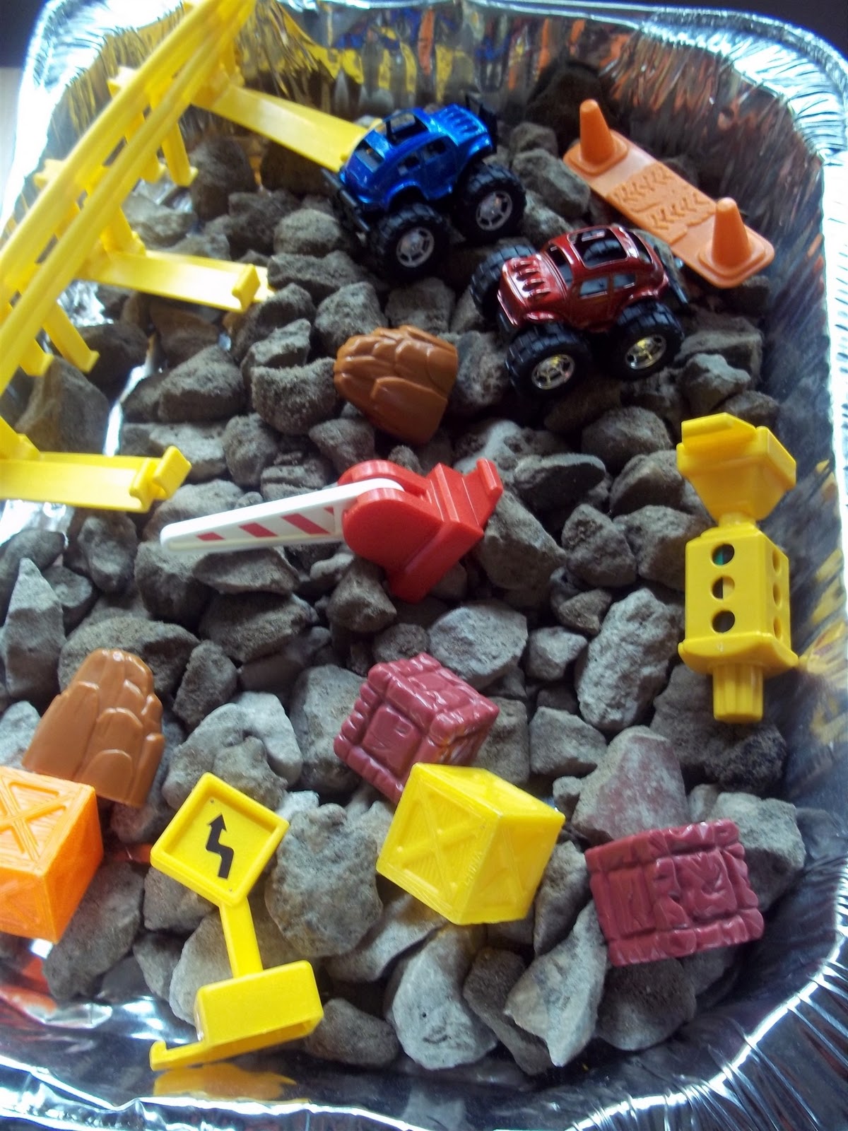 A List Maker's Life: Monster Trucks: Thematic Learning for Preschoolers