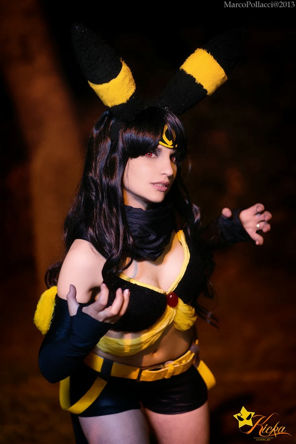 Pokemon Cosplay: Sexy Pokemon Gijinka Umbreon Cosplay Girl