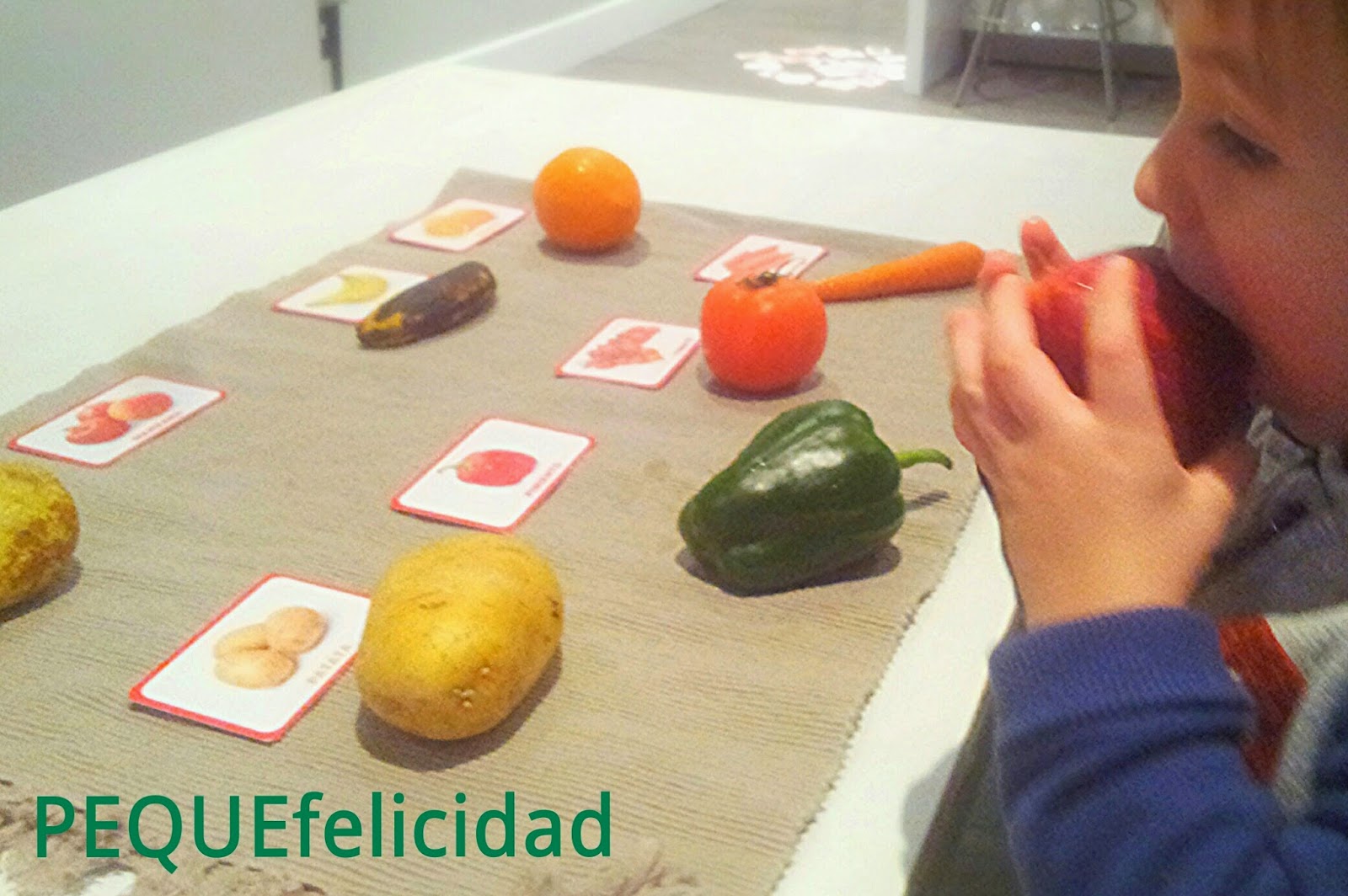 PEQUEfelicidad: FAMILIARIZANDO AL PEQUE CON LAS FRUTAS Y LAS VERDURAS