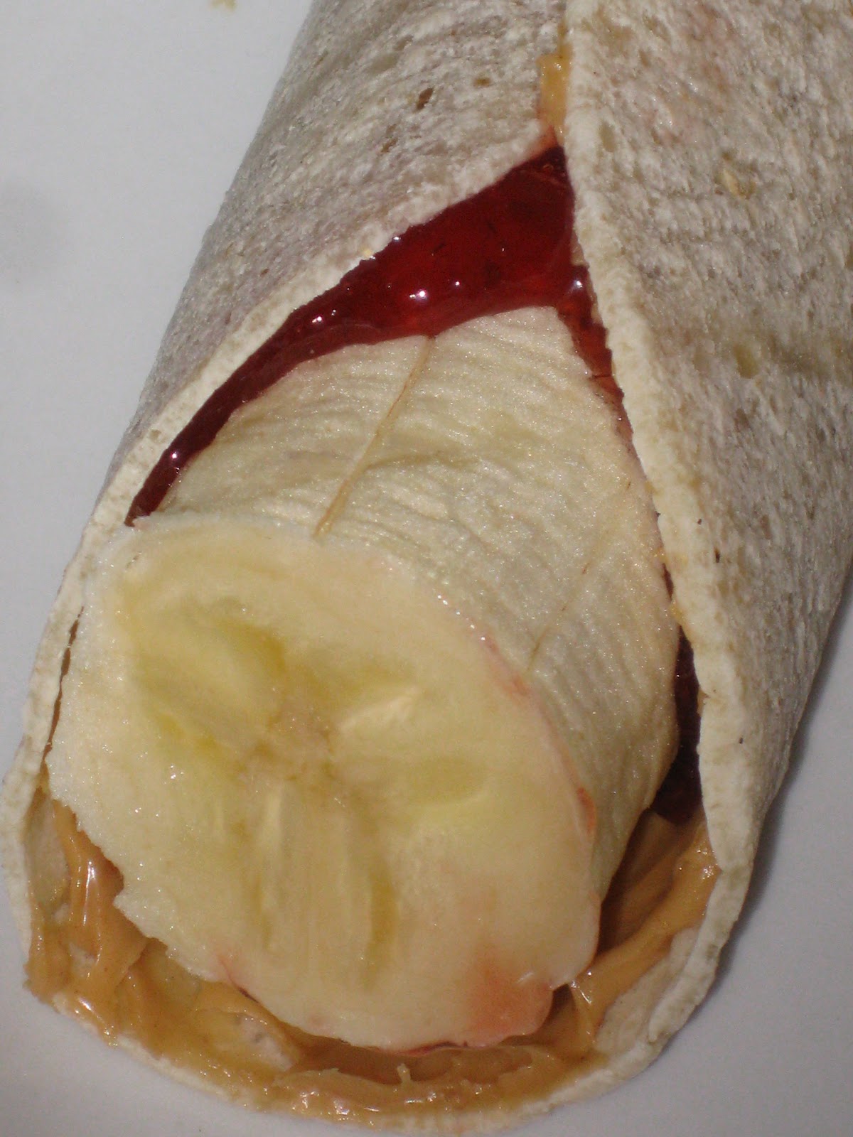 Bonz Blogz: PB&J Banana Burrito Bonz Blogz: PB&J Banana Burrito