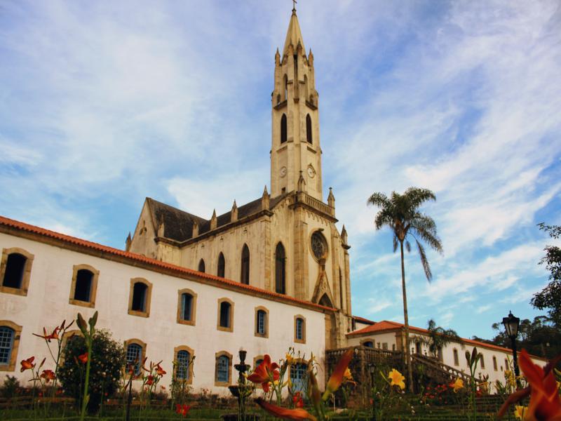 CATAS ALTAS TURISMO: SANTUÁRIO DO CARAÇA CATAS ALTAS TURISMO: SANTUÁRIO DO CARAÇA