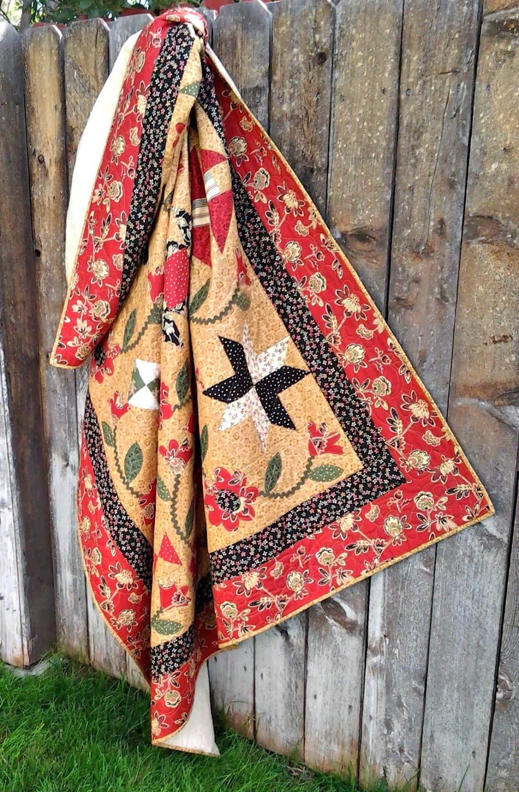 MamaJama Quilts Full Size Quilt Sampler With Applique mamajama-quilts-full-size-quilt-sampler-with-applique