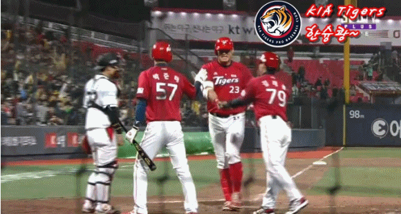 Good Bye Big Choi.GIF : MLBPARK