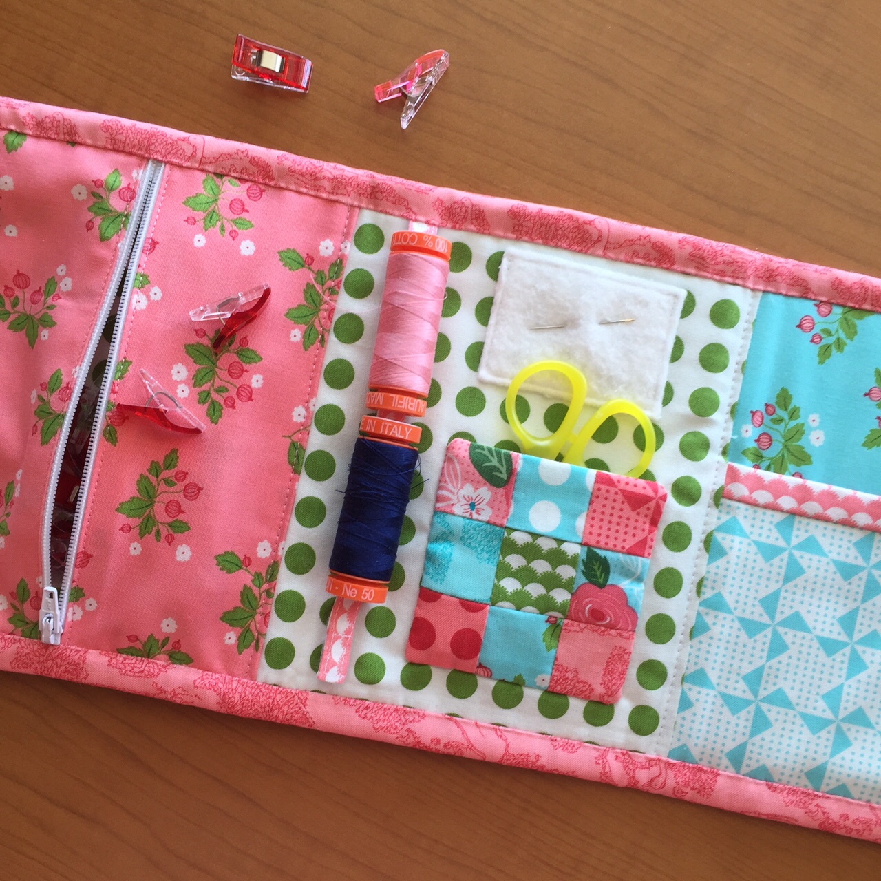 Fat Quarter Shop's Jolly Jabber: Goody Goody Binding Bag Sew Along with ... Fat Quarter Shop's Jolly Jabber: Goody Goody Binding Bag Sew Along with ...