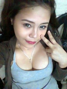 bugil selalu: Foto Hot - ABG Toket Gede Foto Narsis Telanjang Polos Bak Tak Berdosa