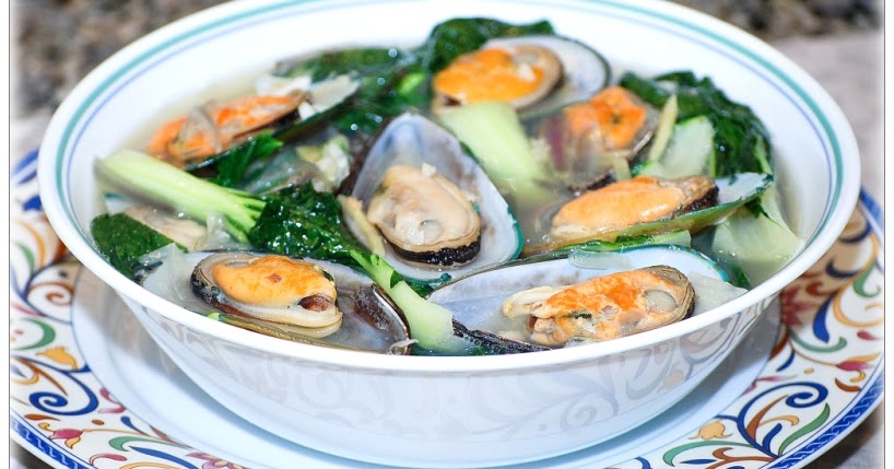 Pinay In Texas Cooking Corner: Tinolang Tahong (Mussels in Ginger Broth)