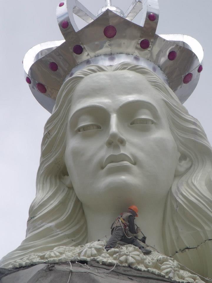 IMAGENES MONUMENTO DE LA VIRGEN DEL SOCAVON ~ entretenimiento oruro IMAGENES MONUMENTO DE LA VIRGEN DEL SOCAVON ~ entretenimiento oruro
