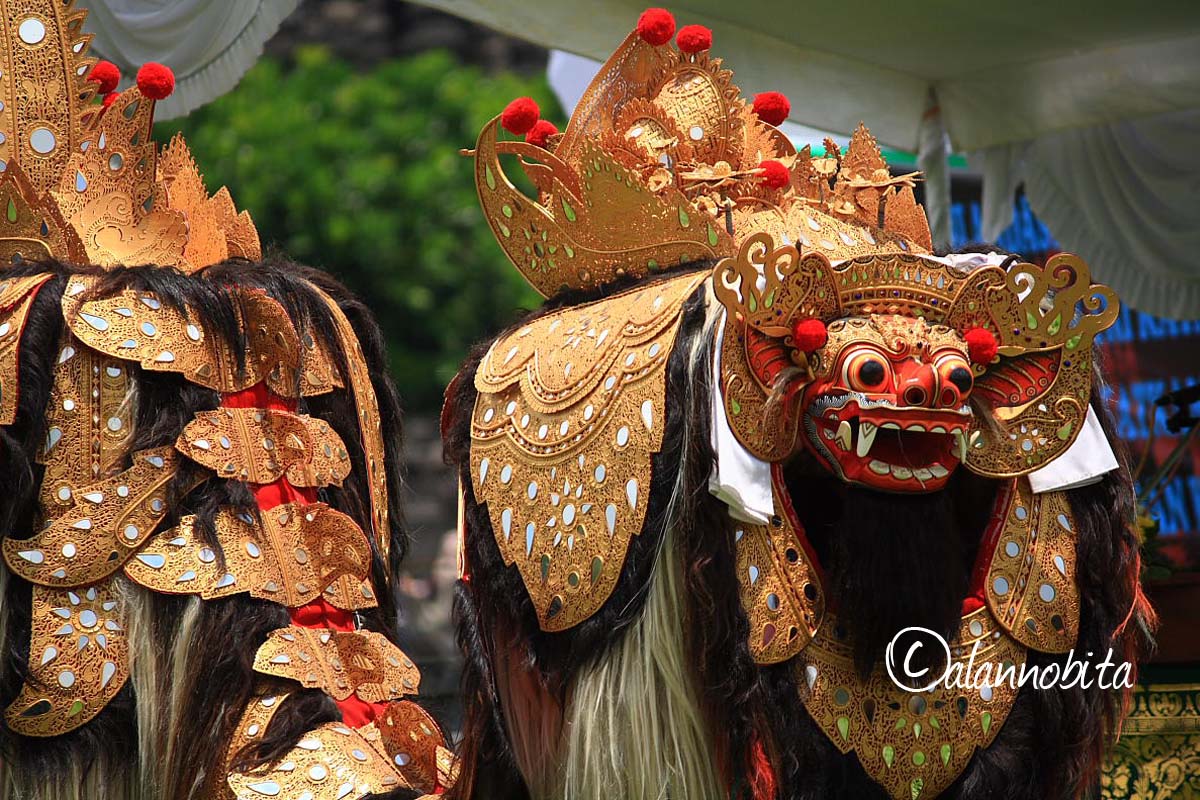Tari Barong, Bali - Catatan Nobi
