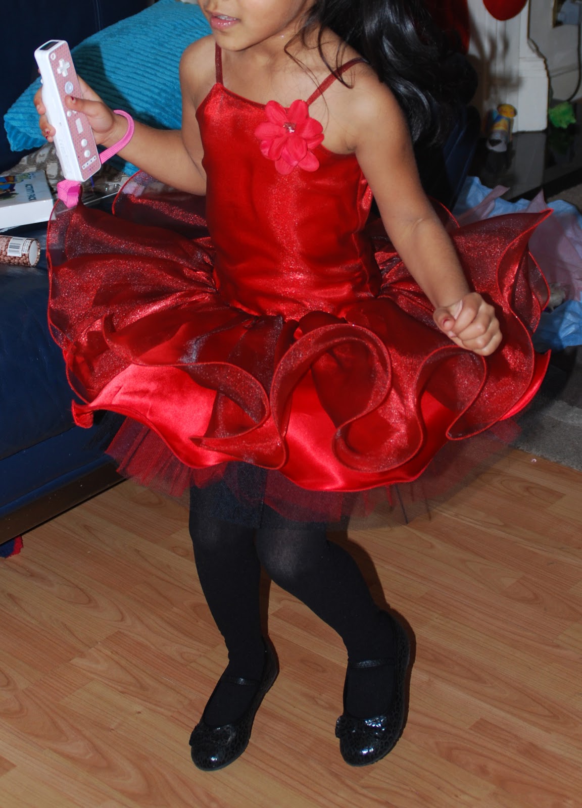 Girls Christmas Party Dress Bini Design Children s Clothes Collection girls-christmas-party-dress-bini-design-children-s-clothes-collection