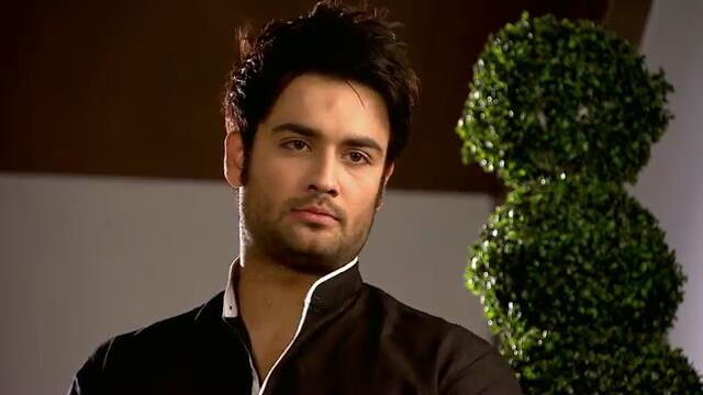 Hypnotizingly Arnav: RISHAB KUNDRA