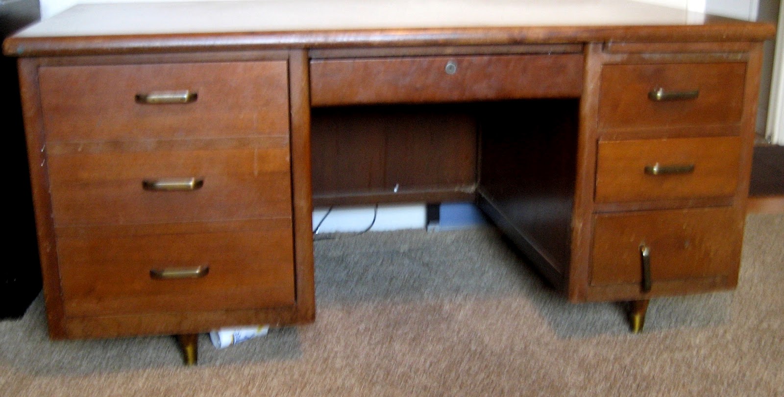 Spruce Your Nest Desk Makeover Complete spruce-your-nest-desk-makeover-complete