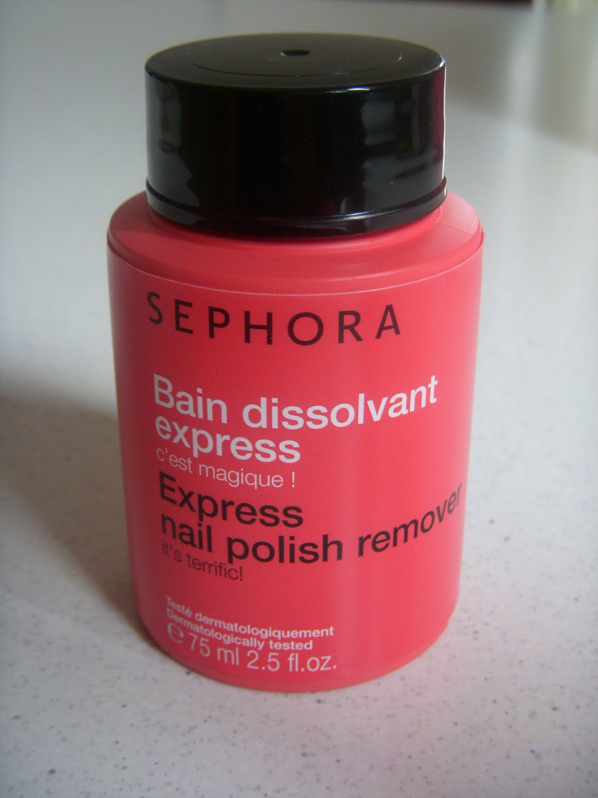 il trucco c'è... e si vede!: SEPHORA EXPRESS NAIL POLISH REMOVER il trucco c'è... e si vede!: SEPHORA EXPRESS NAIL POLISH REMOVER