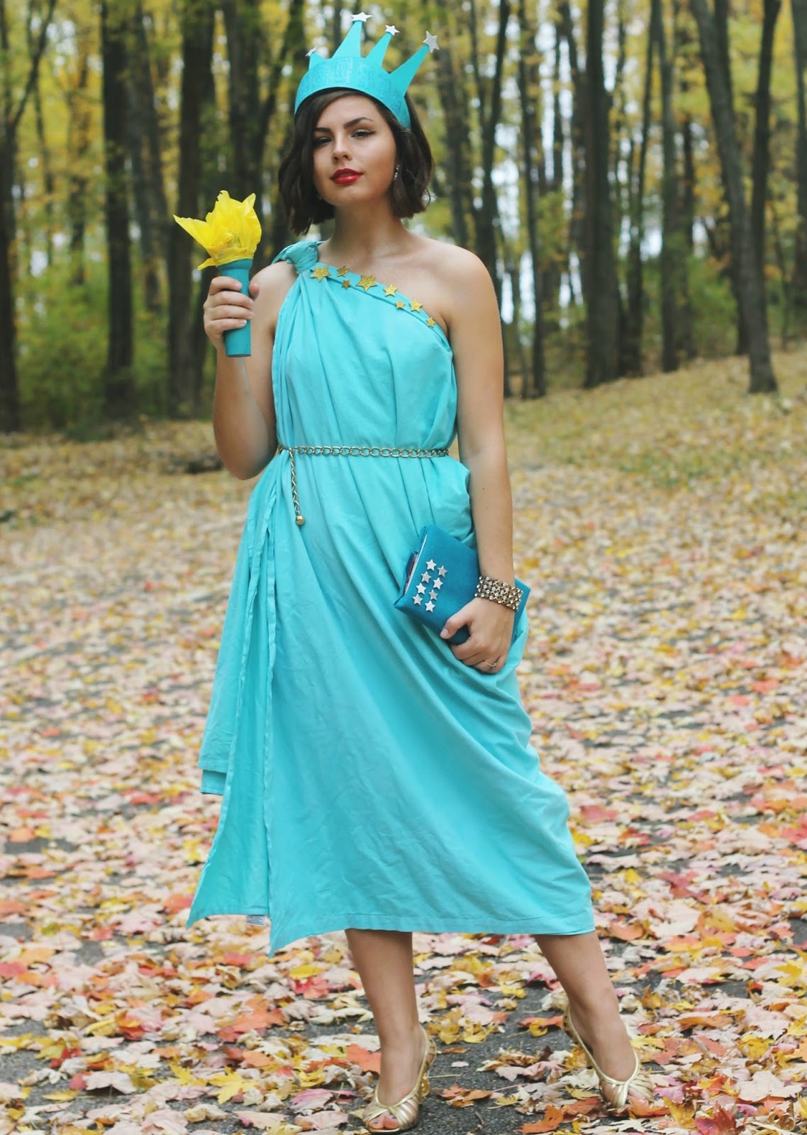 Halloween 2015 DIY Statue Of Liberty Costume Someone Like You halloween-2015-diy-statue-of-liberty-costume-someone-like-you