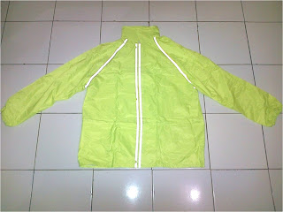 UNLIMITED FREE: Tips memilih jas hujan yang aman