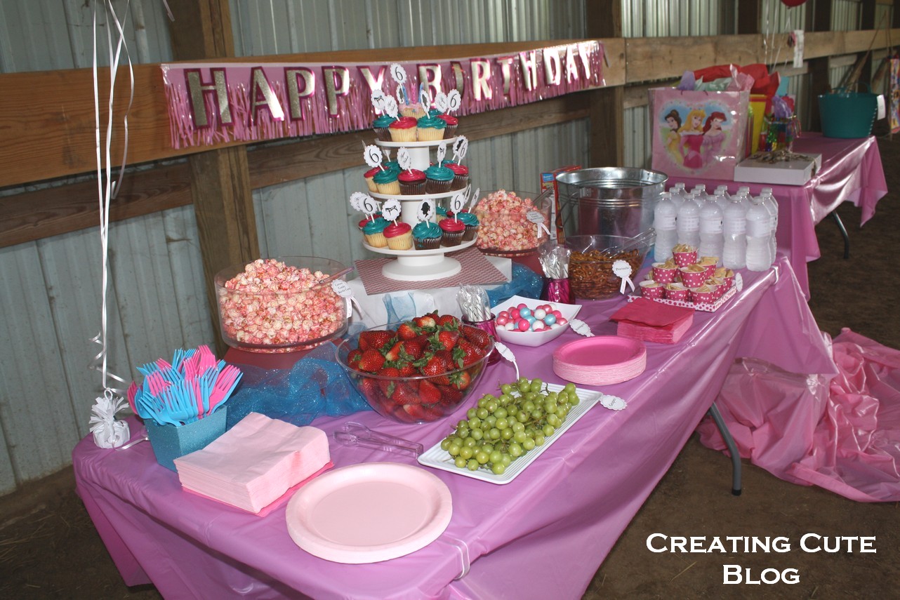 Creating Cute Saving Dough English Riding Birthday Party For 6 Year Old creating-cute-saving-dough-english-riding-birthday-party-for-6-year-old