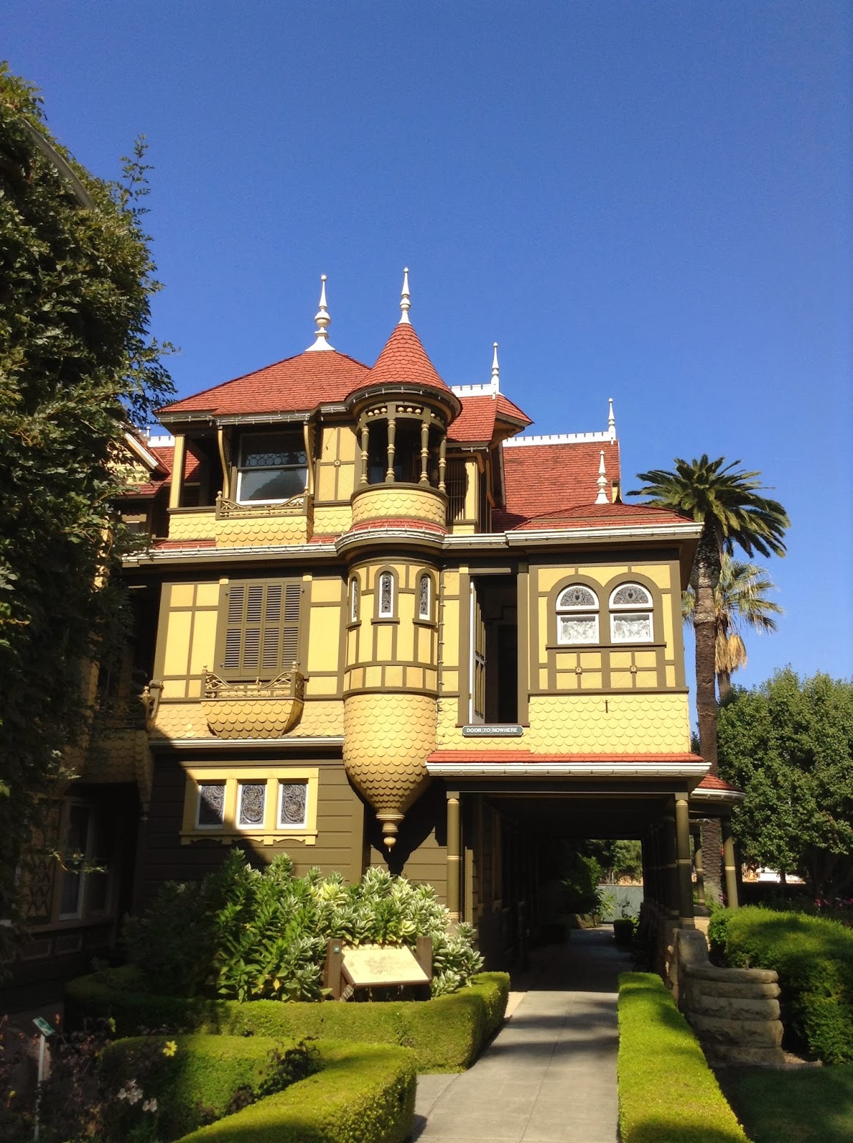 Simply Ruthless Spooky Stuff At The Winchester House simply-ruthless-spooky-stuff-at-the-winchester-house