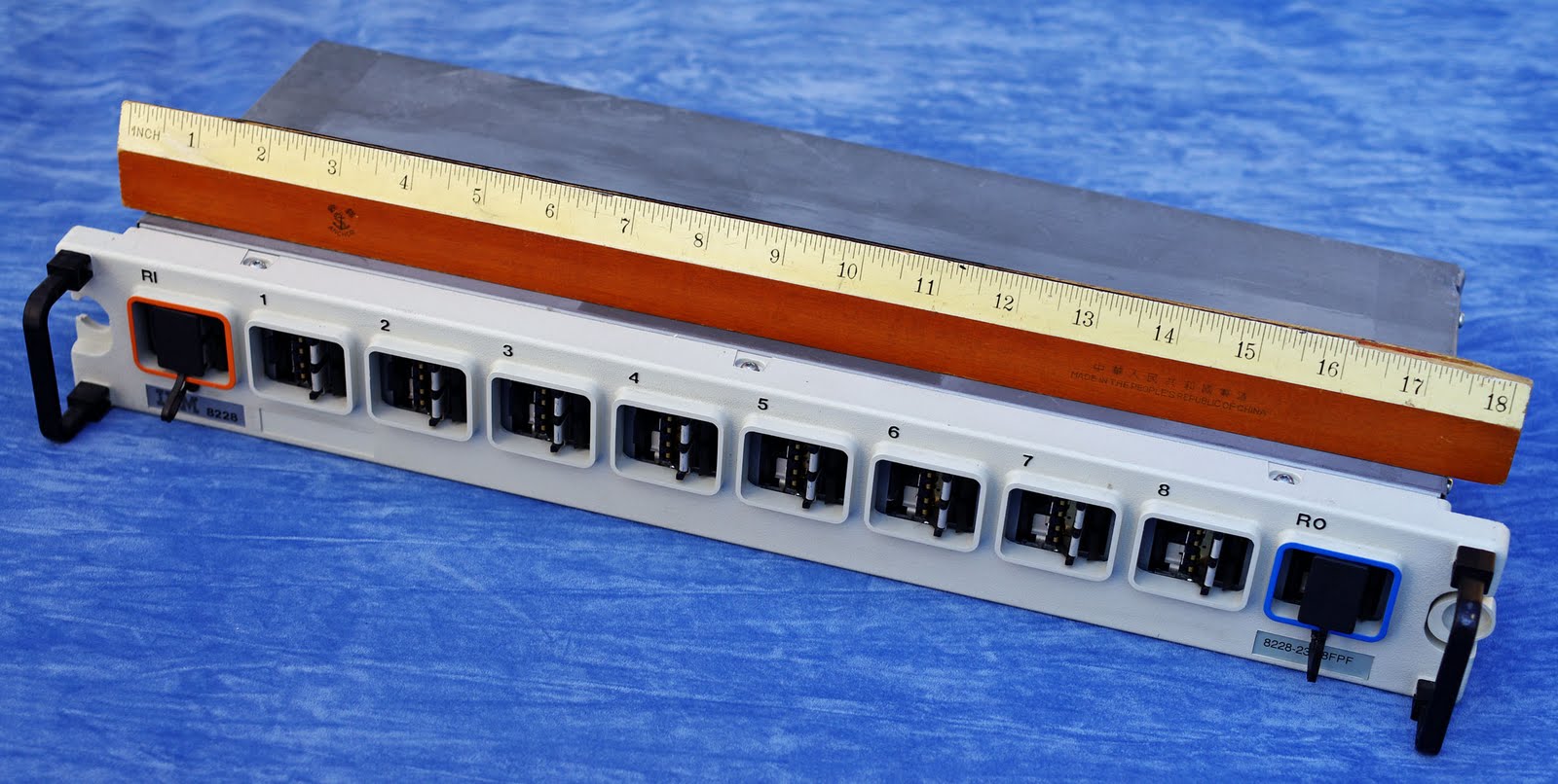 Network Museum: Token ring multistation access unit Network Museum: Token ring multistation access unit