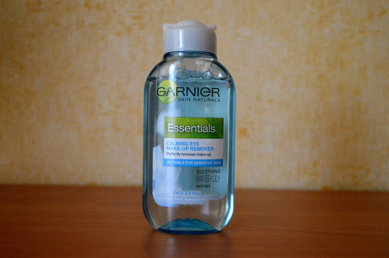 Garnier Essentials eye make-up remover - Makeup & Beauty Garnier Essentials eye make-up remover - Makeup & Beauty
