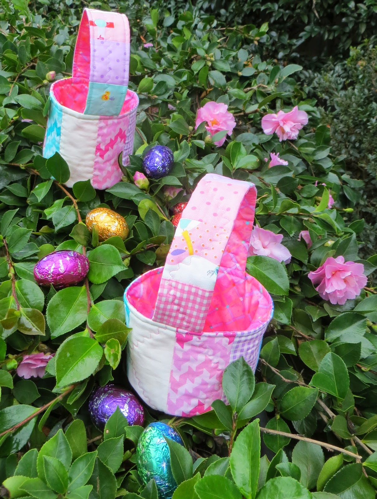 Sewing The Seasons: Tutorial - A Tisket, A Tasket, Pretty Easter Baskets