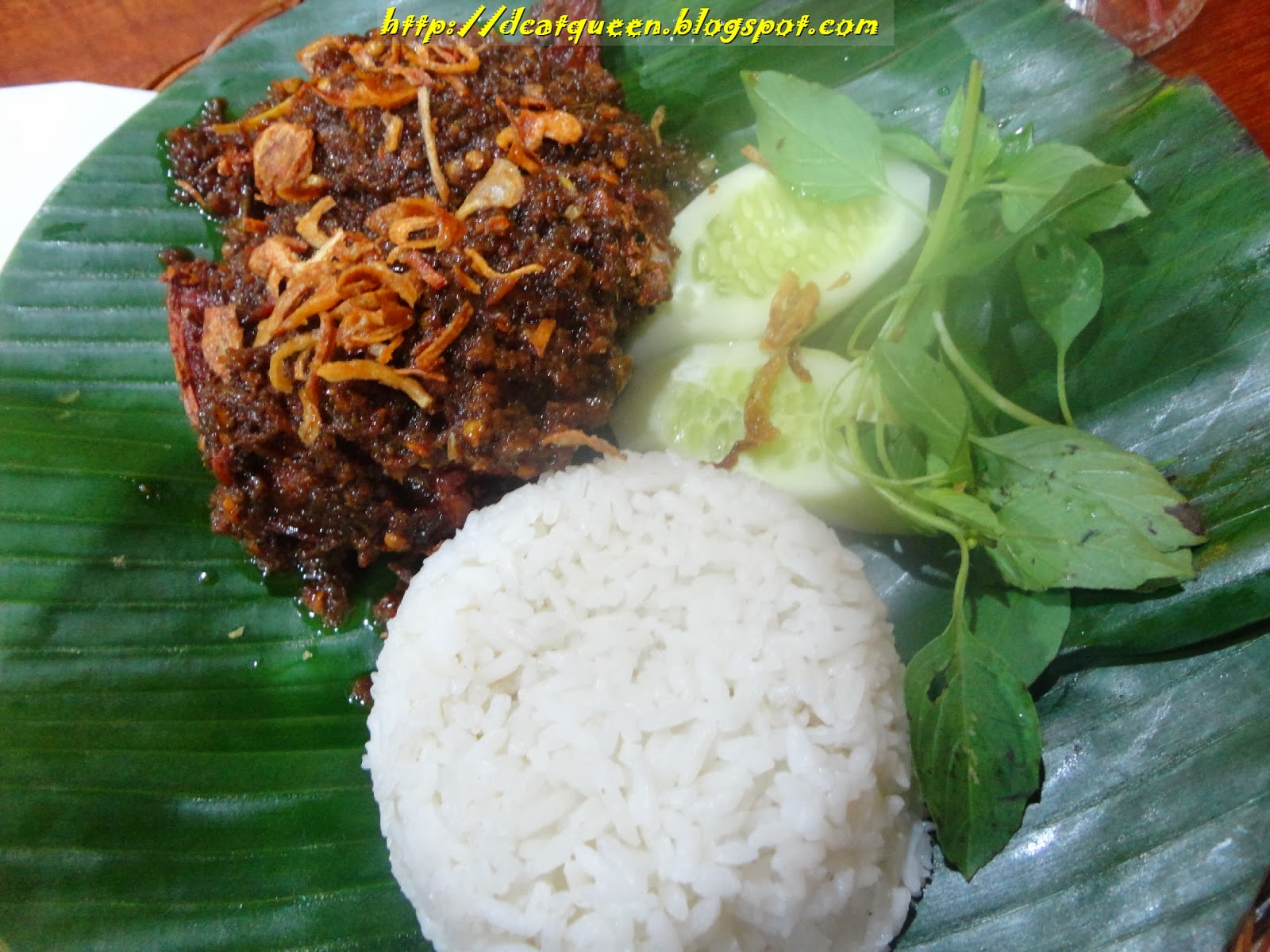 BEBEK CETAR MENGGODA DI BEBEK KALEYO