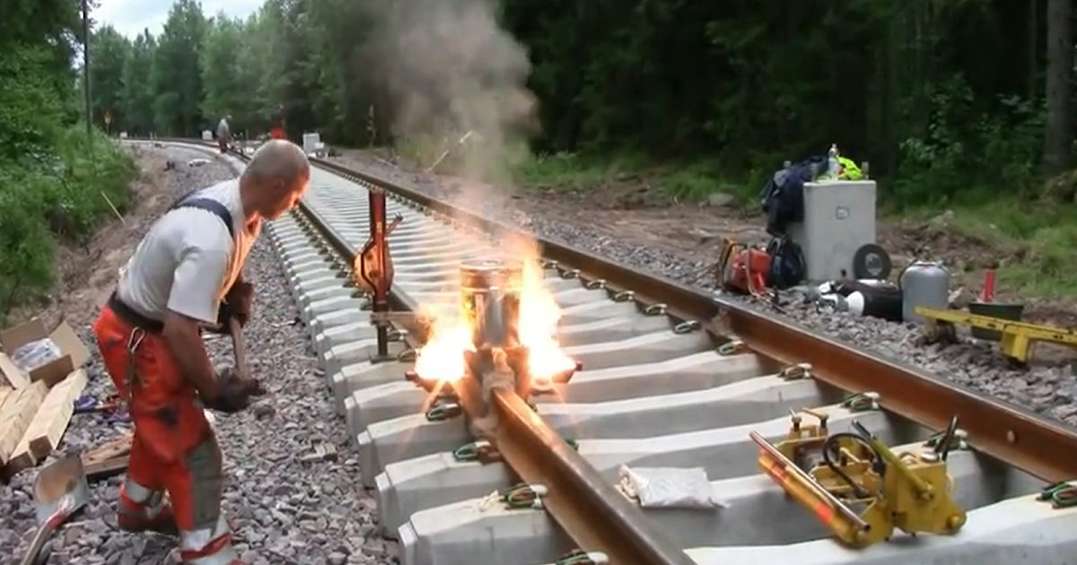 Science Wind Railroad Thermite Welding Thermite Reaction Science science-wind-railroad-thermite-welding-thermite-reaction-science