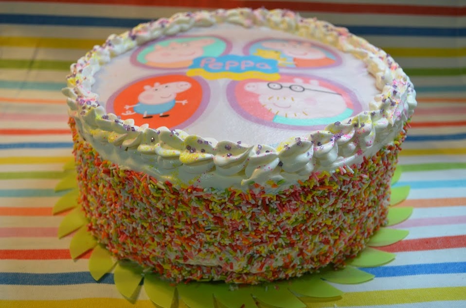 El Rincón de la Mariposa: Tarta Oblea Peppa Pig El Rincón de la Mariposa: Tarta Oblea Peppa Pig