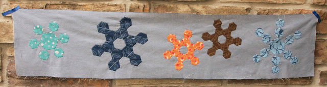 Buttons And Butterflies Snowflake Hexagon Row buttons-and-butterflies-snowflake-hexagon-row