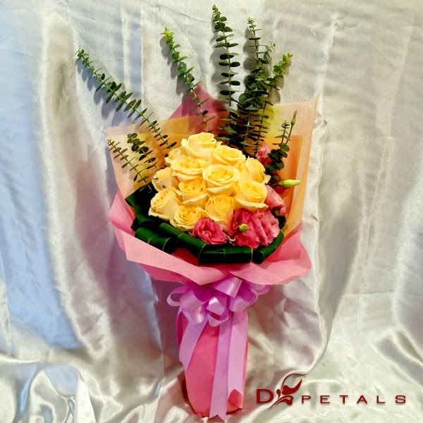 Dpetals What s The Best Way To Give A Girl Flowers dpetals-what-s-the-best-way-to-give-a-girl-flowers