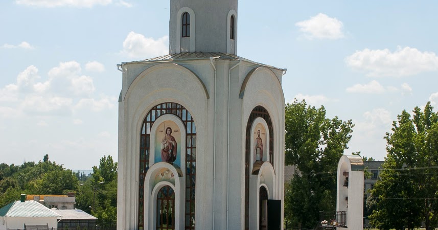 Committed Stitcher: Old, Old Graves