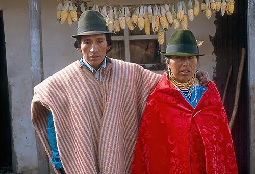 Nacionalidades y Grupos Étnicos del Ecuador: 13. KICHWAS DE LA SIERRA