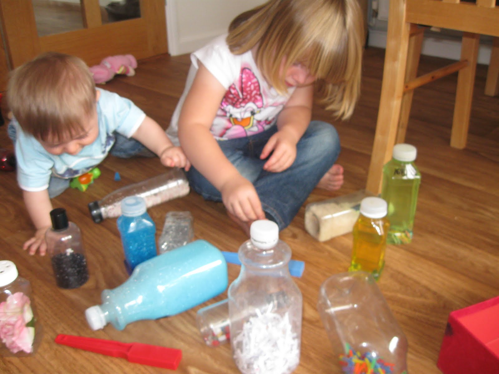 Discovery Bottles Pre school Play discovery-bottles-pre-school-play