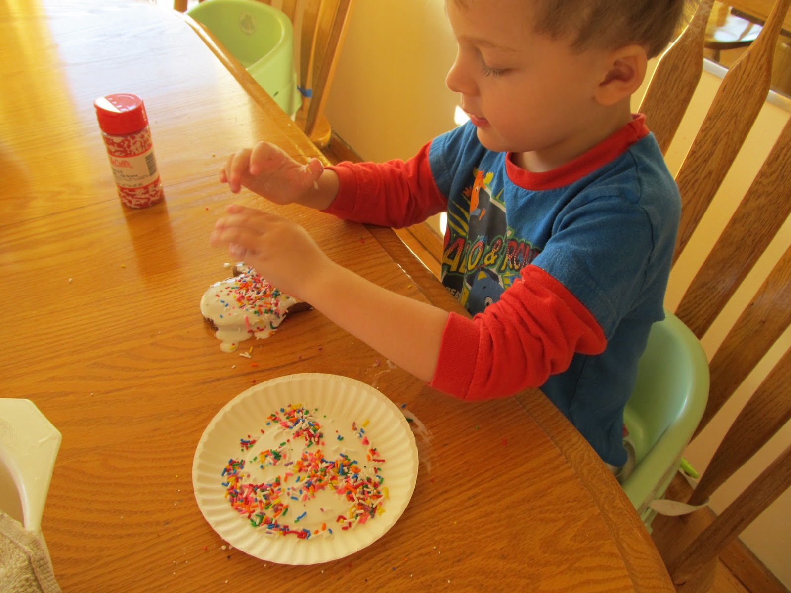 High Park Home Daycare Royal Icing Makes Kids Cookie Decorating Easy high-park-home-daycare-royal-icing-makes-kids-cookie-decorating-easy