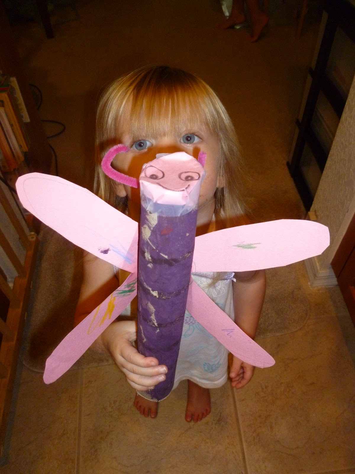 ARE YOU A DRAGONFLY PAPER TOWEL ROLL CRAFT - Mama to 6 Blessings