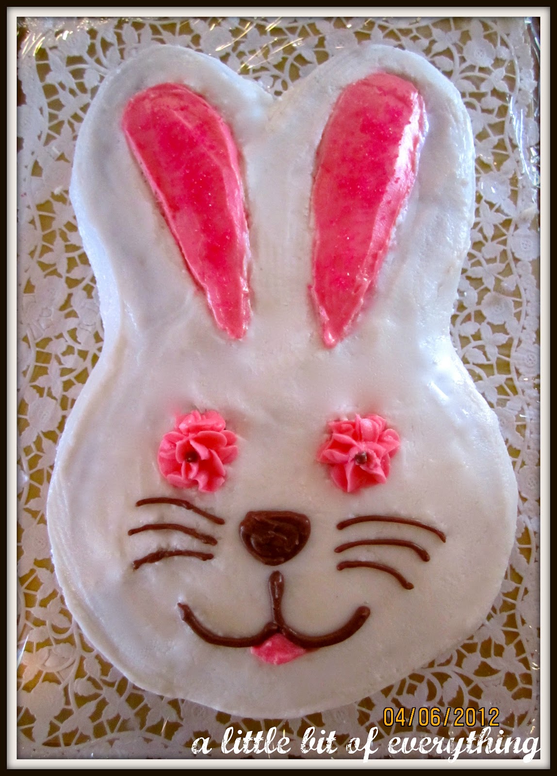 A Little Bit Of Everything Crafts Recipes Bunny Napkins And Bunny Cake a-little-bit-of-everything-crafts-recipes-bunny-napkins-and-bunny-cake