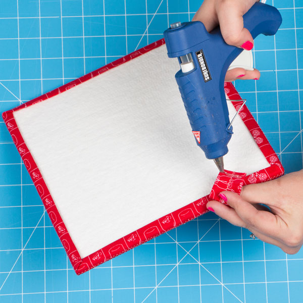 Lori Holt's Design Board Tutorial with Fat Quarter Shop | Fat Quarter ... Lori Holt's Design Board Tutorial with Fat Quarter Shop | Fat Quarter ...