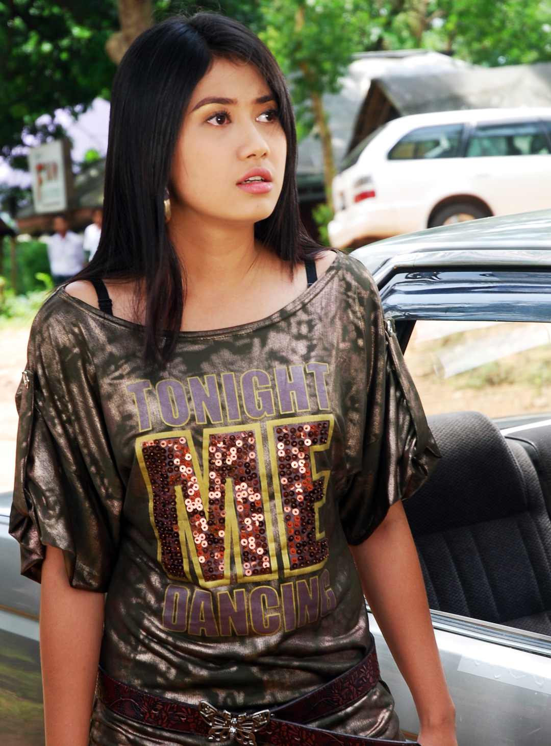 Myanmar Popular Actor, Thinzar Wint Kyaw @ Shooting