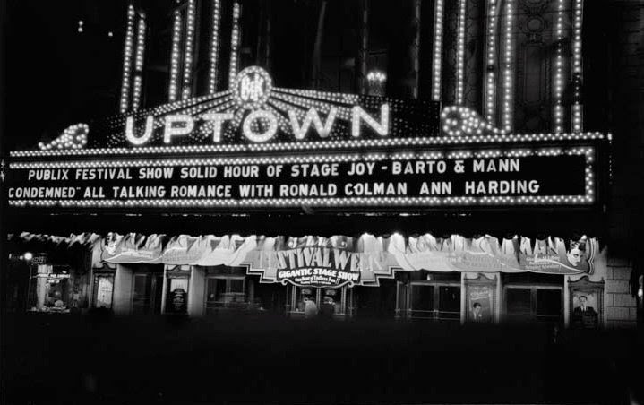 Uptown Chicago History: Uptown Theatre by Night