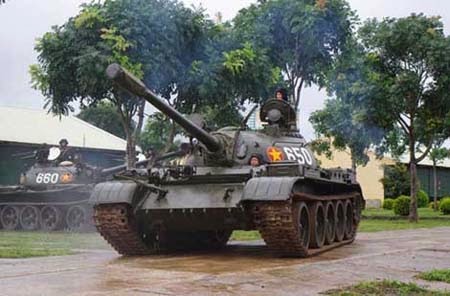 DEFENSE STUDIES: T-54/55 MBT of the Vietnamese People's Army