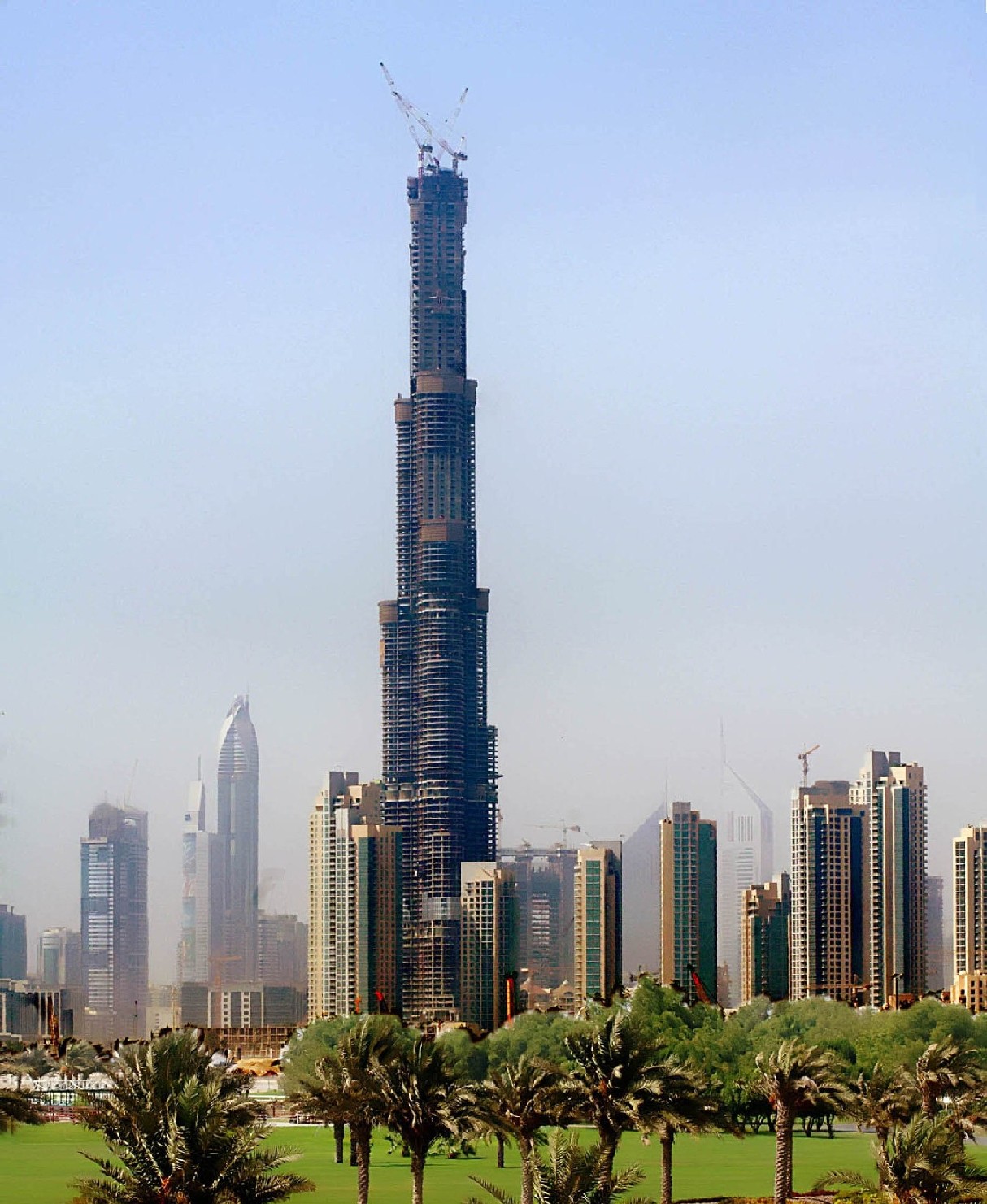 The World Visit Dubai Tallest Building Opening the-world-visit-dubai-tallest-building-opening