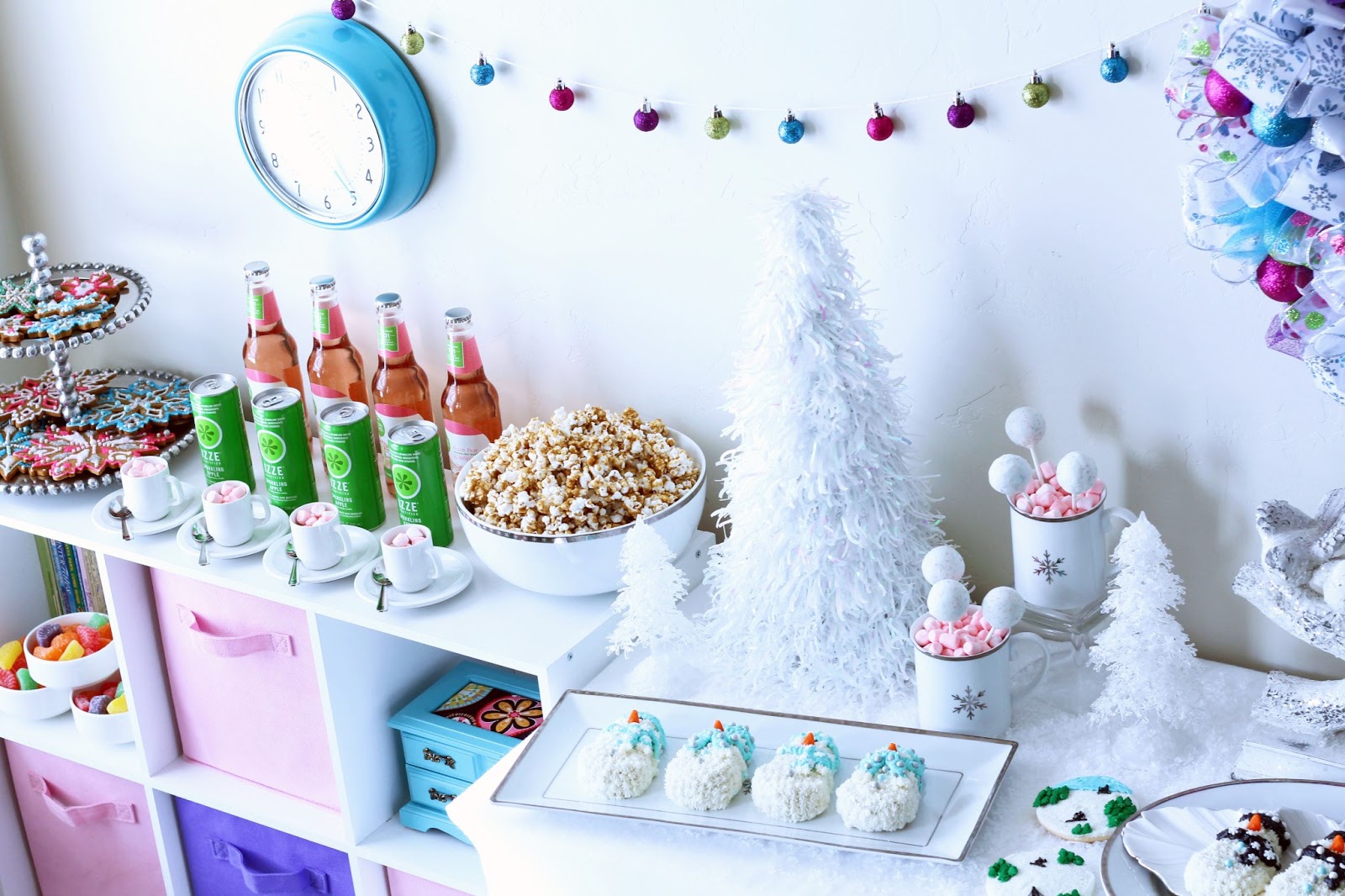 Worth Pinning Winter Wonderland Dessert Party worth-pinning-winter-wonderland-dessert-party