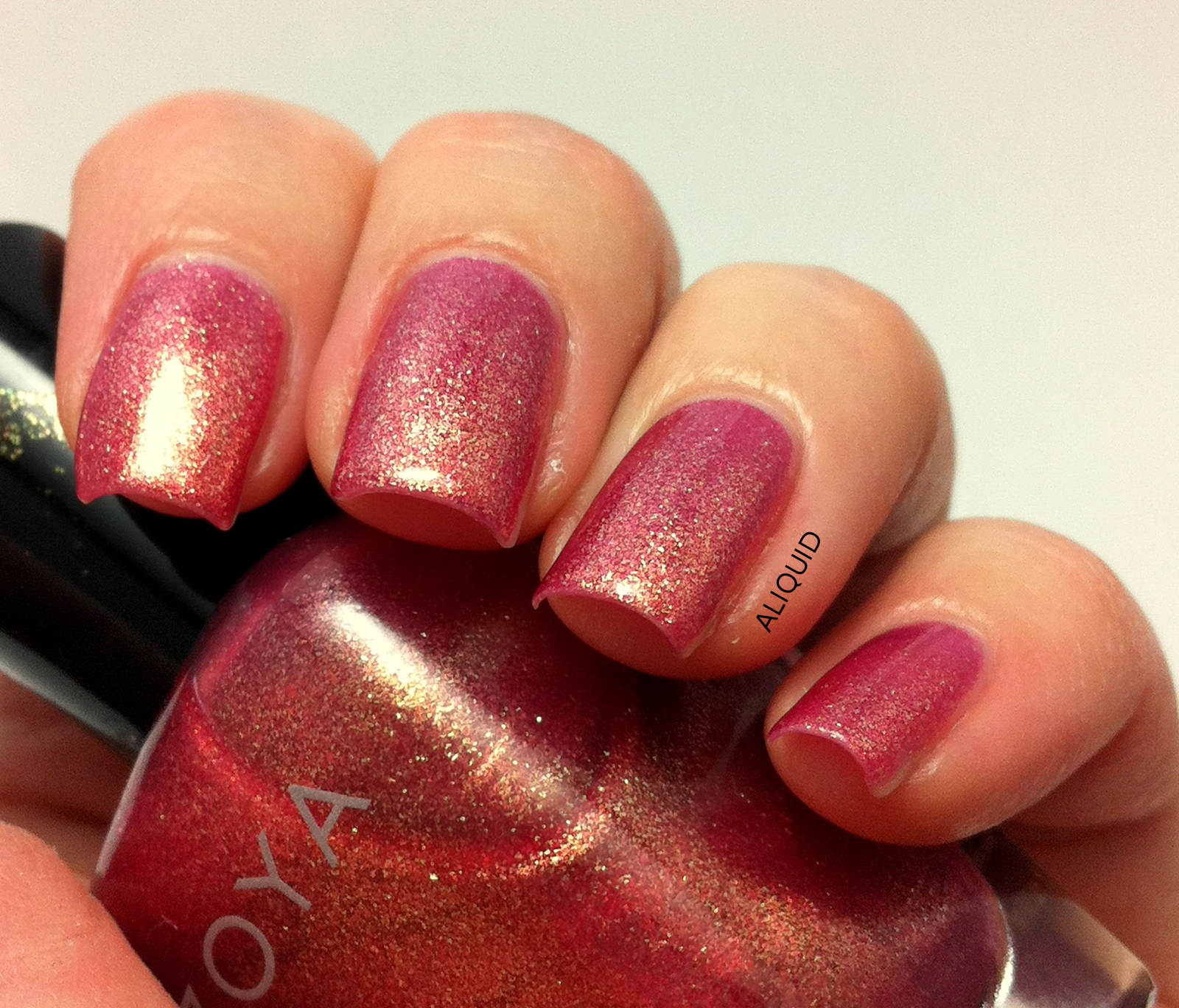 ALIQUID: Swatch: Zoya Tinsley