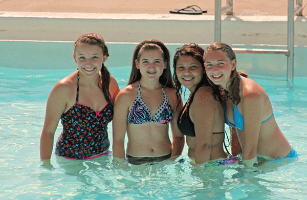 Winnetonka Cheer: Swim Party Pictures